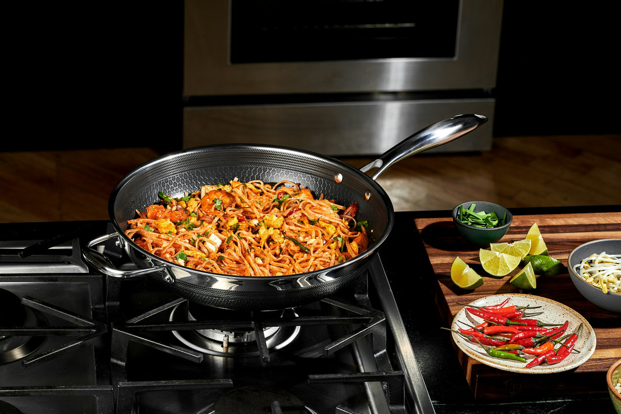 The Best Cookware for Gas Stoves What To Look For HexClad Cookware AU